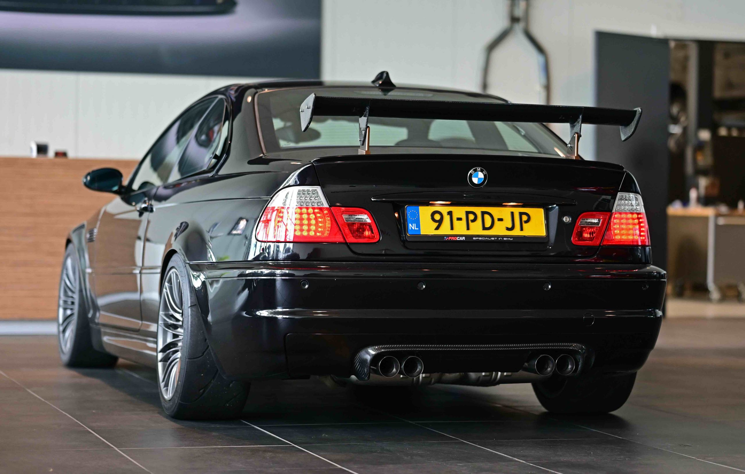 PROCAR Meets AWRON V10 Im E46 M3 Eurotuner News PROCAR Meets AWRON V10 Im E46 M3 Eurotuner News